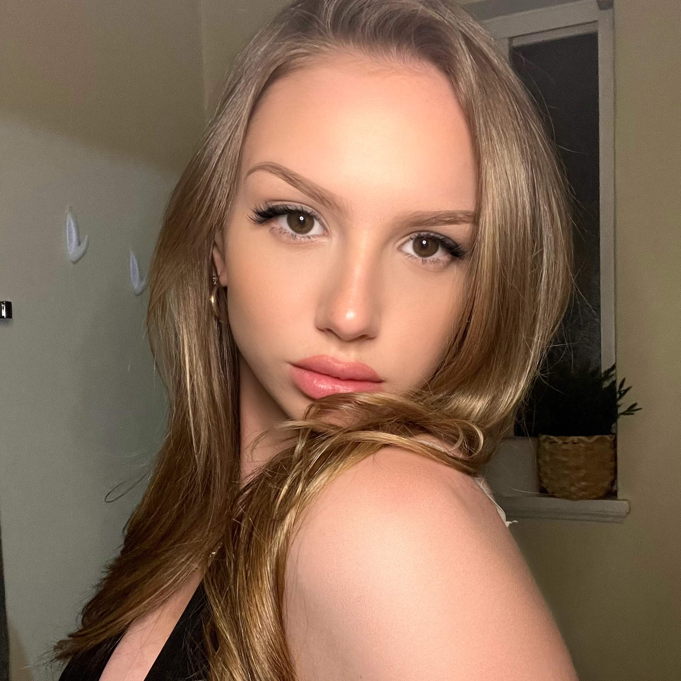 get ready with me from start to finish - payton dallaway